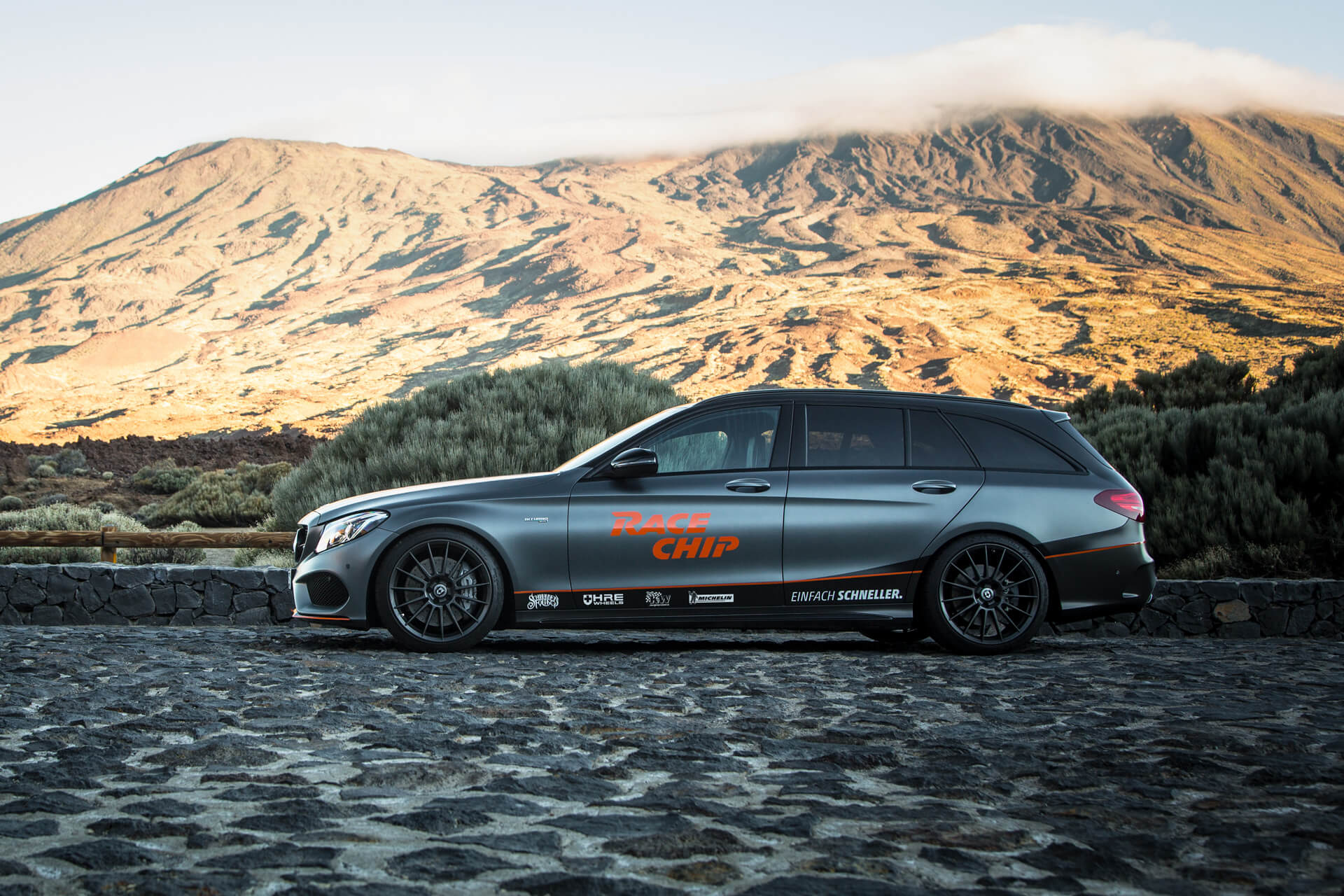 Ein Kombi mit Rennwagen-Flair – der Mercedes-Benz AMG C 43 - RaceChip News
